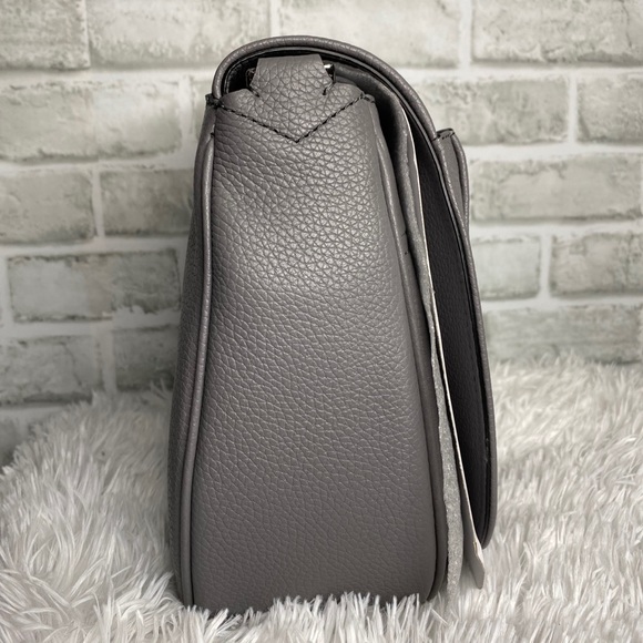 Marc Jacobs | Bags | Marc Jacobs Messenger Crossbody Bag In Shadey Grey ...